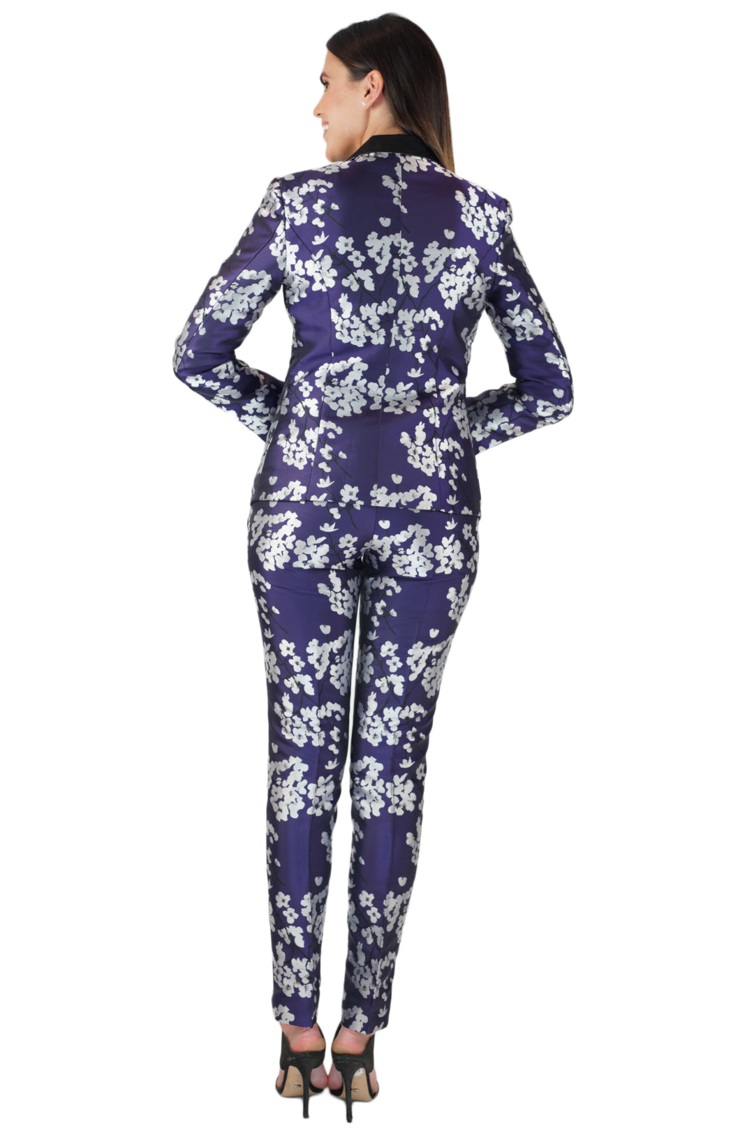 No Shrinking Violet Suit – 400 Co.